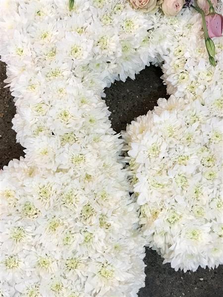 Musical Note Based Funeral Tribute Pot Pourri Florist Kew